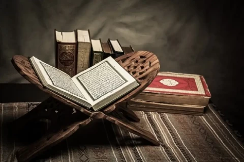 Memahami Iman Kepada Kitab-Kitab Allah - Sekolah Islam Shafta Surabaya